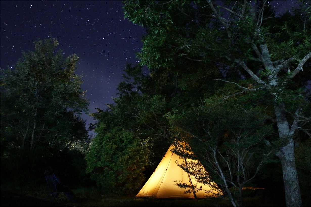 夜空とテント02